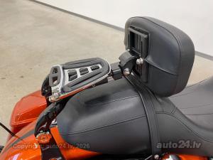 Оранжевый Харли-Девидсон Road Glide 2019 в Таллин, объемом двигателя 1.87 л и пробегом 12 тыс. км за 20900 €, фото 9 на AUTOMOTO.COM.LV