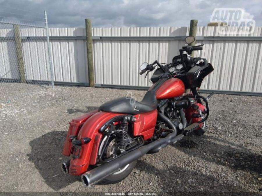 Red Harley-Davidson Road Glide 0 in Klaipeda, with an engine capacity of 0.00 L and mileage of 0 thousand km for 5000 €, photo 5 on AUTOMOTO.COM.LV