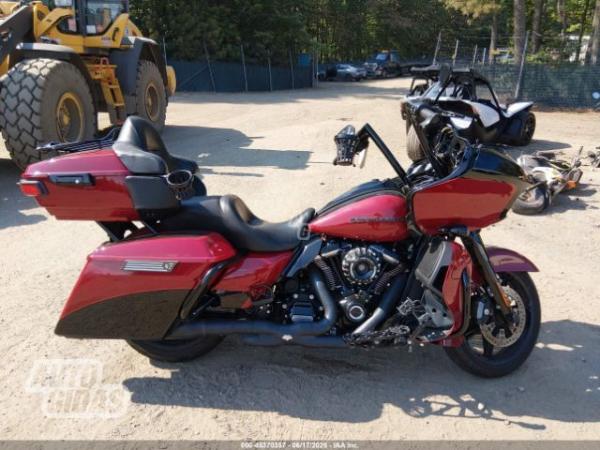 Red Harley-Davidson Road Glide 0 in Klaipeda, with an engine capacity of 0.00 L and mileage of 0 thousand km for 7650 €, photo 2 on AUTOMOTO.COM.LV