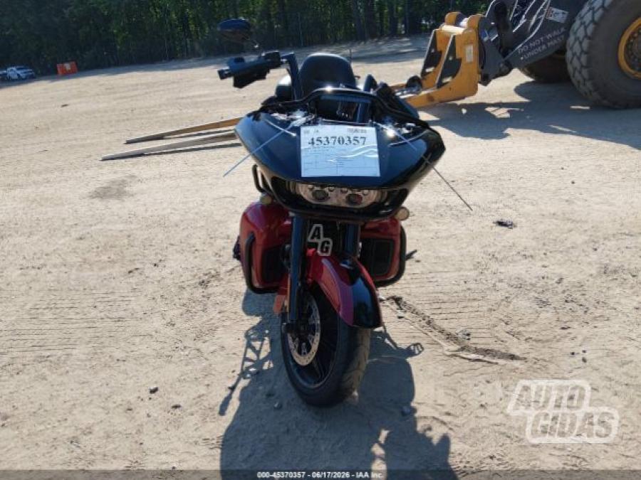 Sarkans Harley-Davidson Road Glide 0 Klaipėda, ar dzinēja tilpumu 0.00 L un nobraukumu 0 tūkst. km par 7650 €, foto 10 vietnē AUTOMOTO.COM.LV