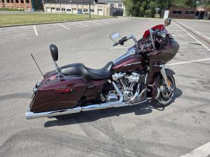 Красный Харли-Девидсон Road Glide 2018 в Шяуляй, объемом двигателя 1.75 л и пробегом 5 тыс. км за 15300 €, фото 3 на AUTOMOTO.COM.LV