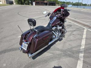 Красный Харли-Девидсон Road Glide 2018 в Шяуляй, объемом двигателя 1.75 л и пробегом 5 тыс. км за 15300 €, фото 9 на AUTOMOTO.COM.LV