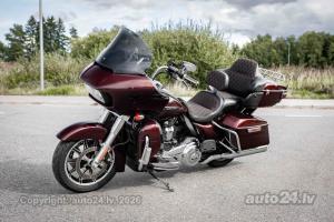 Red Harley-Davidson Road Glide 2019 in Tallinn, with an engine capacity of 1.87 L and mileage of 25 thousand km for 21990 €, photo 3 on AUTOMOTO.COM.LV