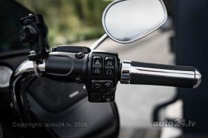 Sarkans Harley-Davidson Road Glide 2019 Tallina, ar dzinēja tilpumu 1.87 L un nobraukumu 25 tūkst. km par 21990 €, foto 15 vietnē AUTOMOTO.COM.LV