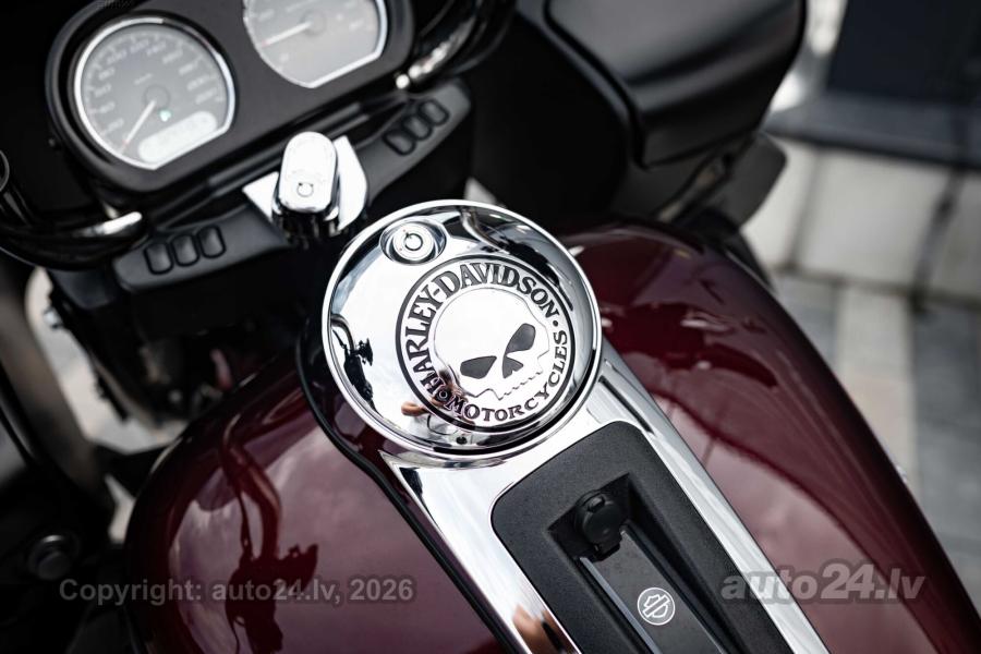 Sarkans Harley-Davidson Road Glide 2019 Tallina, ar dzinēja tilpumu 1.87 L un nobraukumu 25 tūkst. km par 21990 €, foto 19 vietnē AUTOMOTO.COM.LV