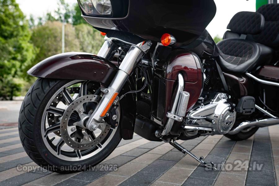 Sarkans Harley-Davidson Road Glide 2019 Tallina, ar dzinēja tilpumu 1.87 L un nobraukumu 25 tūkst. km par 21990 €, foto 24 vietnē AUTOMOTO.COM.LV