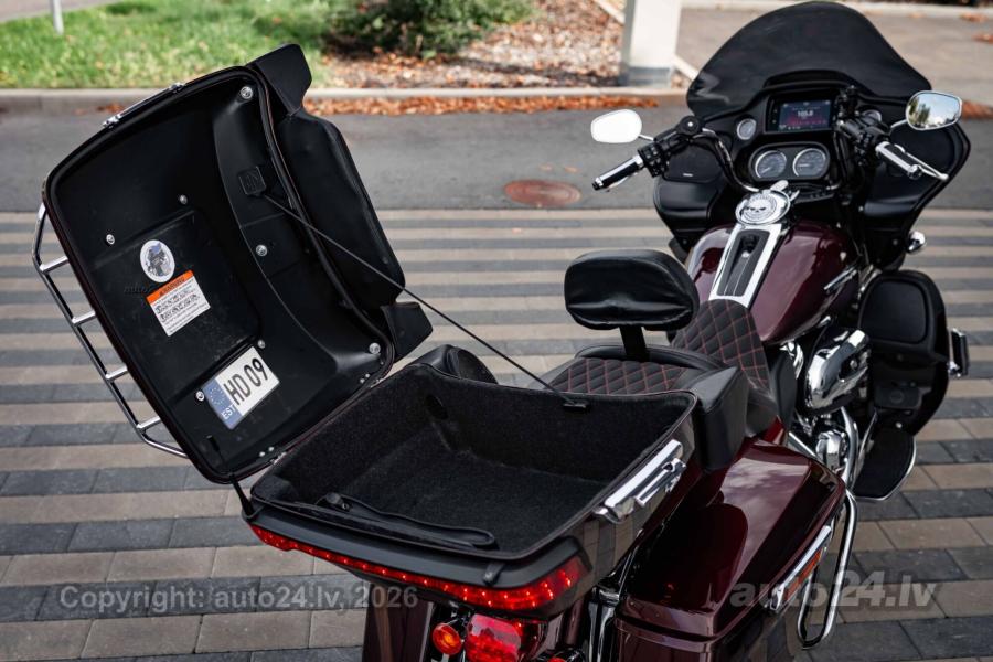 Sarkans Harley-Davidson Road Glide 2019 Tallina, ar dzinēja tilpumu 1.87 L un nobraukumu 25 tūkst. km par 21990 €, foto 27 vietnē AUTOMOTO.COM.LV