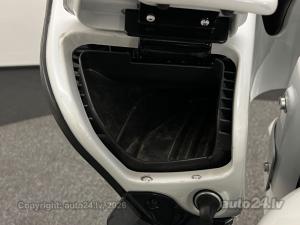 Balts Harley-Davidson Road Glide 2016 Pērnava, ar dzinēja tilpumu 1.69 L un nobraukumu 10 tūkst. km par 16990 €, foto 27 vietnē AUTOMOTO.COM.LV
