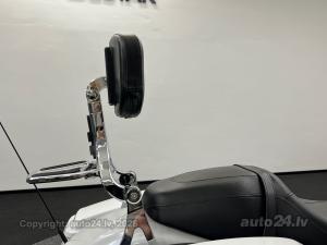 Balts Harley-Davidson Road Glide 2016 Pērnava, ar dzinēja tilpumu 1.69 L un nobraukumu 10 tūkst. km par 16990 €, foto 28 vietnē AUTOMOTO.COM.LV