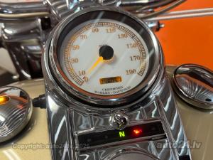 Smilšu krāsa Harley-Davidson Road King 2003 Tartu, ar dzinēja tilpumu 1.69 L un nobraukumu 46 tūkst. km par 8790 €, foto 16 vietnē AUTOMOTO.COM.LV