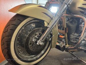 Smilšu krāsa Harley-Davidson Road King 2003 Tartu, ar dzinēja tilpumu 1.69 L un nobraukumu 46 tūkst. km par 8790 €, foto 17 vietnē AUTOMOTO.COM.LV