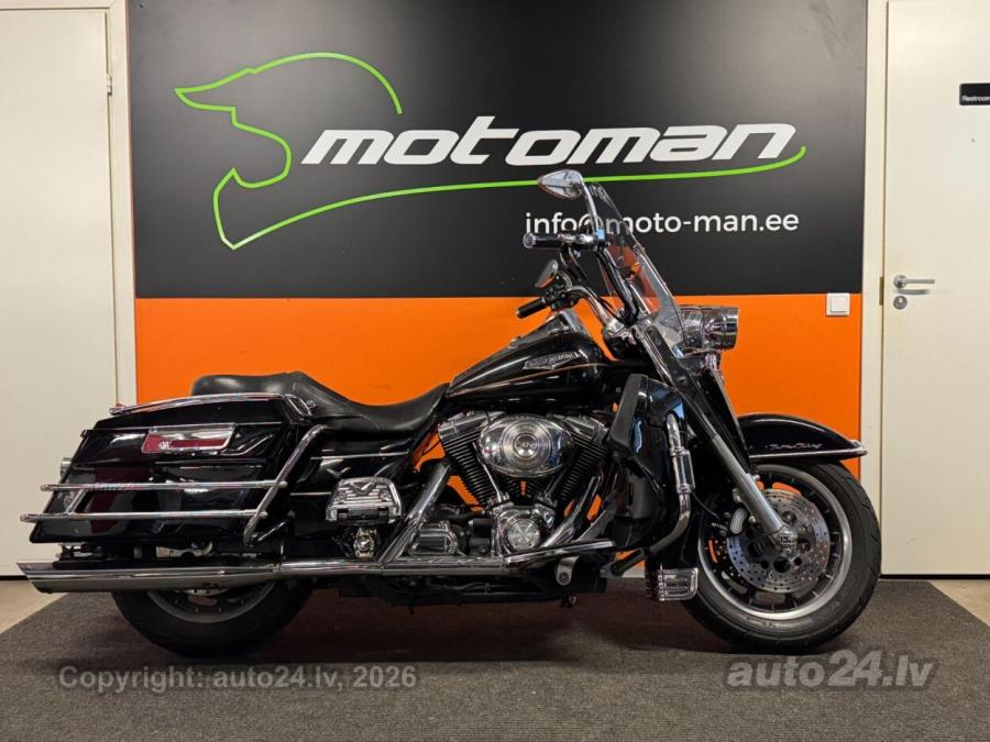 Black Harley-Davidson Road King 2002 in Tartu, with an engine capacity of 1.45 L and mileage of 46 thousand km for 6990 €, photo 3 on AUTOMOTO.COM.LV