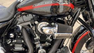 Melns Harley-Davidson Road King 2014 Viļņa, ar dzinēja tilpumu 1.80 L un nobraukumu 20 tūkst. km par 12200 €, foto 4 vietnē AUTOMOTO.COM.LV