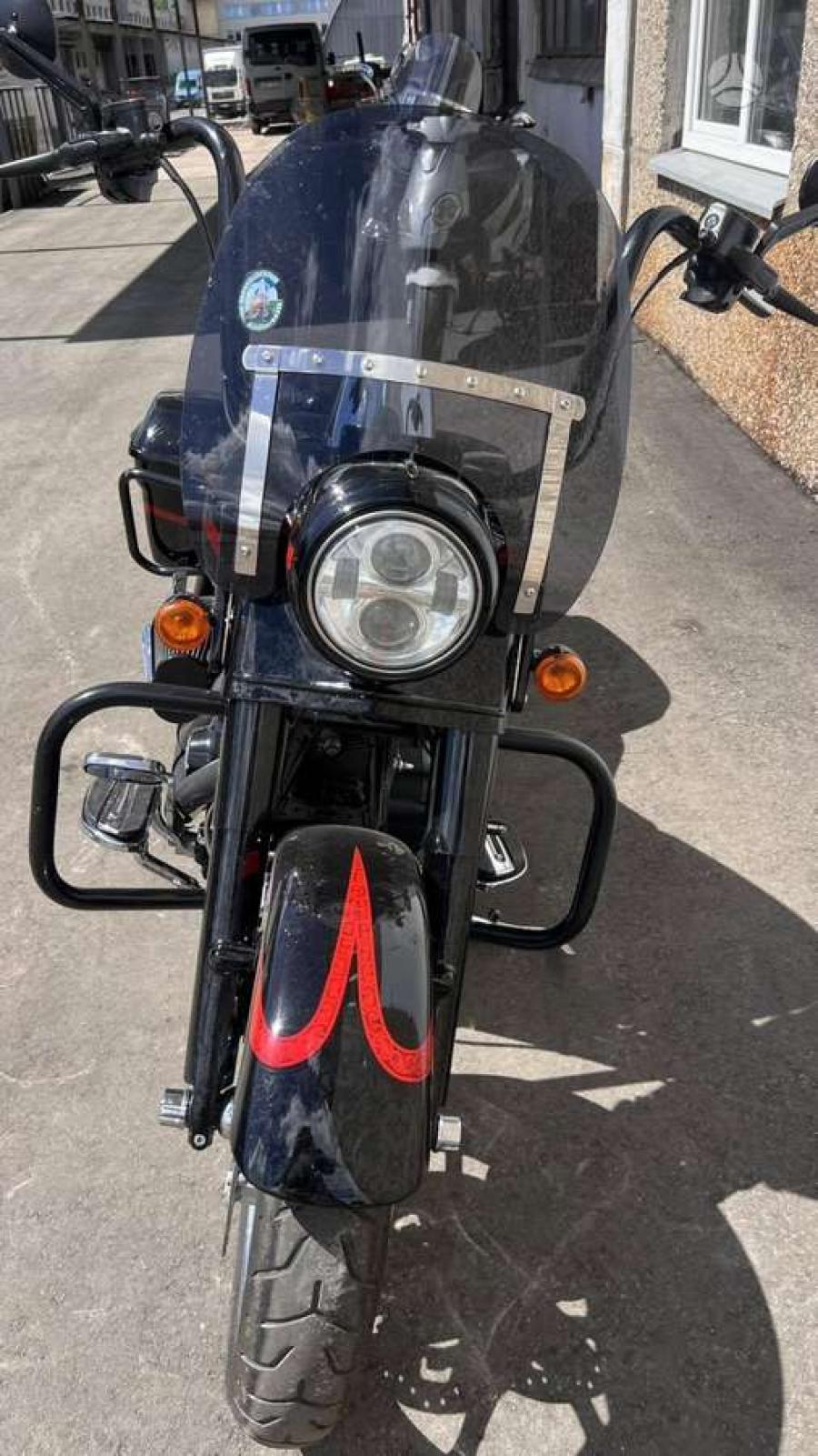 Melns Harley-Davidson Road King 2014 Viļņa, ar dzinēja tilpumu 1.80 L un nobraukumu 20 tūkst. km par 12200 €, foto 6 vietnē AUTOMOTO.COM.LV