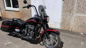 Melns Harley-Davidson Road King 2014 Viļņa, ar dzinēja tilpumu 1.80 L un nobraukumu 20 tūkst. km par 12200 €, foto 7 vietnē AUTOMOTO.COM.LV