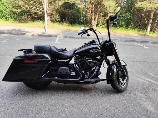 Черный Харли-Девидсон Road King 2016 в Кретинга, объемом двигателя 1.69 л и пробегом 43 тыс. км за 14999 €, фото 7 на AUTOMOTO.COM.LV