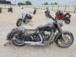 Grey Harley-Davidson Road King 2014 in Klaipeda, with an engine capacity of 1.80 L and mileage of 0 thousand km for 6200 €, photo 1 on AUTOMOTO.COM.LV