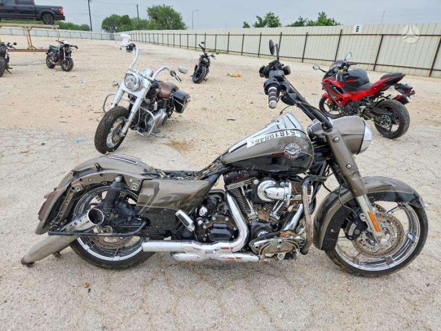 Grey Harley-Davidson Road King 2014 in Klaipeda, with an engine capacity of 1.80 L and mileage of 0 thousand km for 6200 €, photo 1 on AUTOMOTO.COM.LV