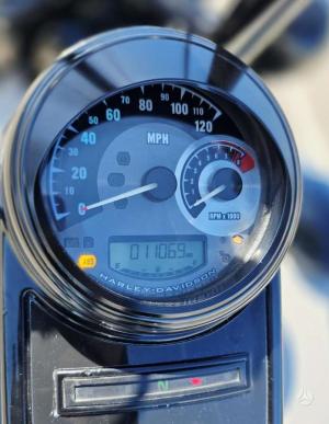 Pelēks Harley-Davidson Road King 2017 Šauļi, ar dzinēja tilpumu 0.00 L un nobraukumu 18 tūkst. km par 11900 €, foto 16 vietnē AUTOMOTO.COM.LV