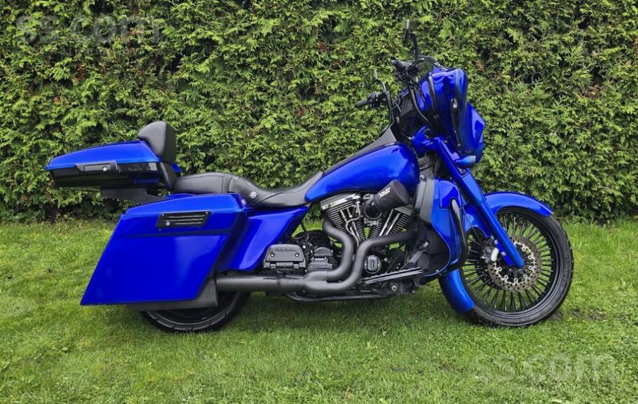 Харли-Девидсон Road King 1998 в Рига, объемом двигателя 1.34 л и пробегом 0 тыс. км за 11000 €, фото 1 на AUTOMOTO.COM.LV