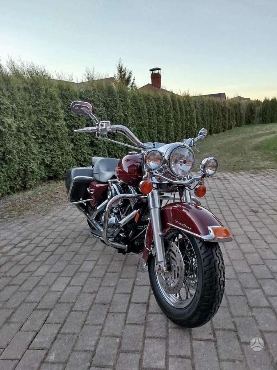 Harley-Davidson Road King 2000 Jūrmala, ar dzinēja tilpumu 1.45 L un nobraukumu 18 tūkst. km par 19940 €, foto 14 vietnē AUTOMOTO.COM.LV