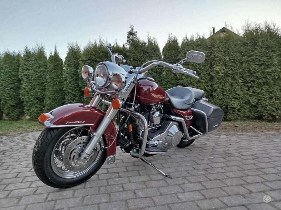 Harley-Davidson Road King 2000 Jūrmala, ar dzinēja tilpumu 1.45 L un nobraukumu 18 tūkst. km par 19940 €, foto 16 vietnē AUTOMOTO.COM.LV