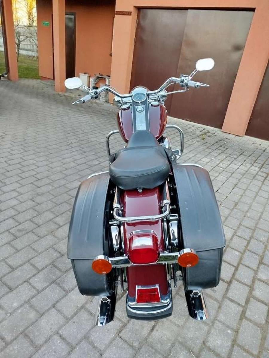 Harley-Davidson Road King 2000 Jūrmala, ar dzinēja tilpumu 1.45 L un nobraukumu 18 tūkst. km par 19940 €, foto 18 vietnē AUTOMOTO.COM.LV