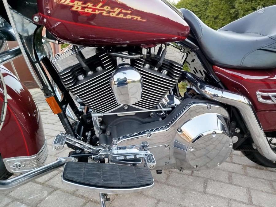 Harley-Davidson Road King 2000 Jūrmala, ar dzinēja tilpumu 1.45 L un nobraukumu 18 tūkst. km par 19940 €, foto 22 vietnē AUTOMOTO.COM.LV