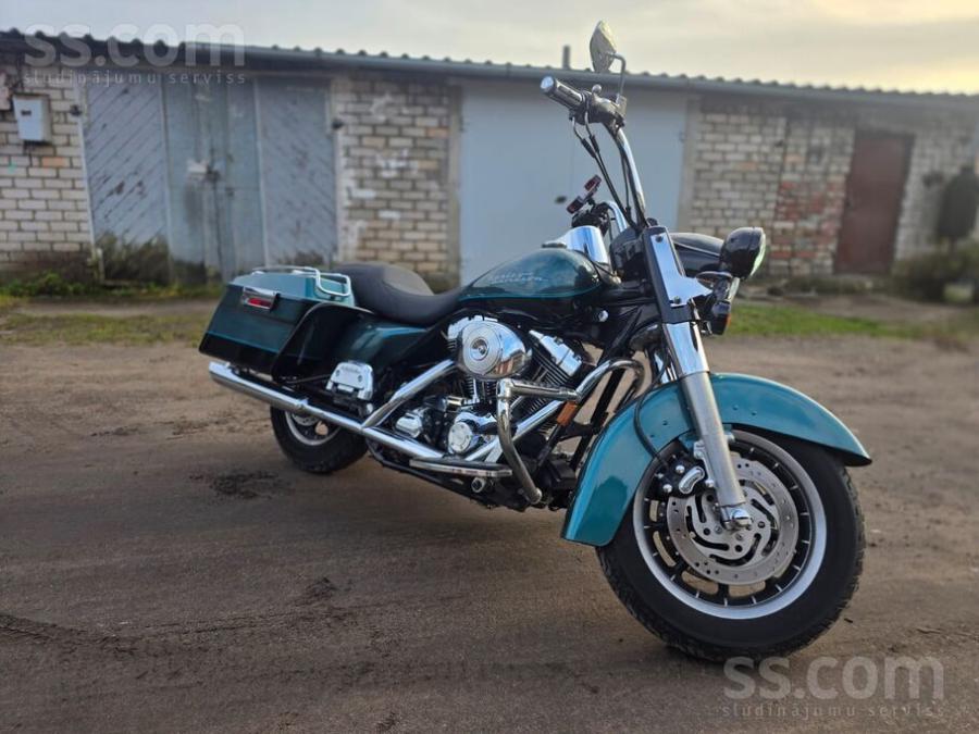 Harley-Davidson Road King 2000 in Liepaja, with an engine capacity of 1.60 L and mileage of 0 thousand km for 7500 €, photo 3 on AUTOMOTO.COM.LV