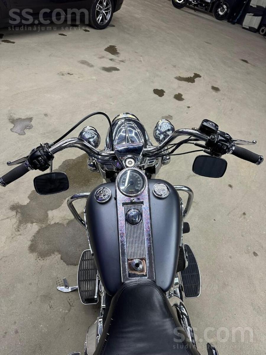 Harley-Davidson Road King 2000 Jelgava, ar dzinēja tilpumu 1.45 L un nobraukumu 0 tūkst. km par 6499 €, foto 8 vietnē AUTOMOTO.COM.LV