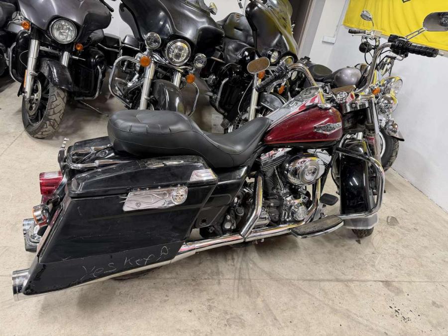 Harley-Davidson Road King 2001 Šauļi, ar dzinēja tilpumu 1.45 L un nobraukumu 21 tūkst. km par 4444 €, foto 2 vietnē AUTOMOTO.COM.LV