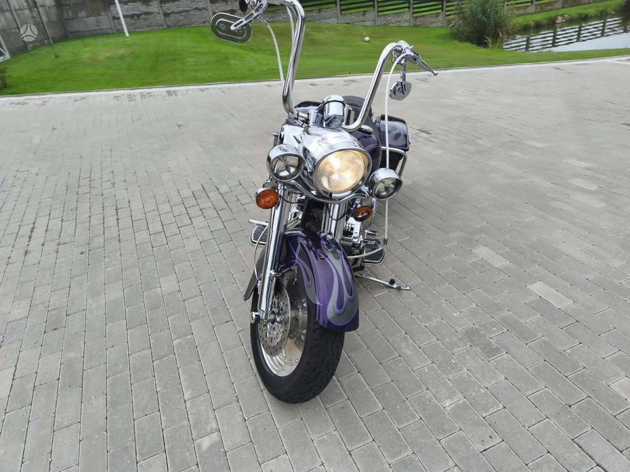 Harley-Davidson Road King 2002 in Varena, with an engine capacity of 1.55 L and mileage of 20 thousand km for 5200 €, photo 17 on AUTOMOTO.COM.LV