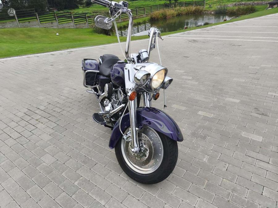 Harley-Davidson Road King 2002 in Varena, with an engine capacity of 1.55 L and mileage of 20 thousand km for 5200 €, photo 18 on AUTOMOTO.COM.LV