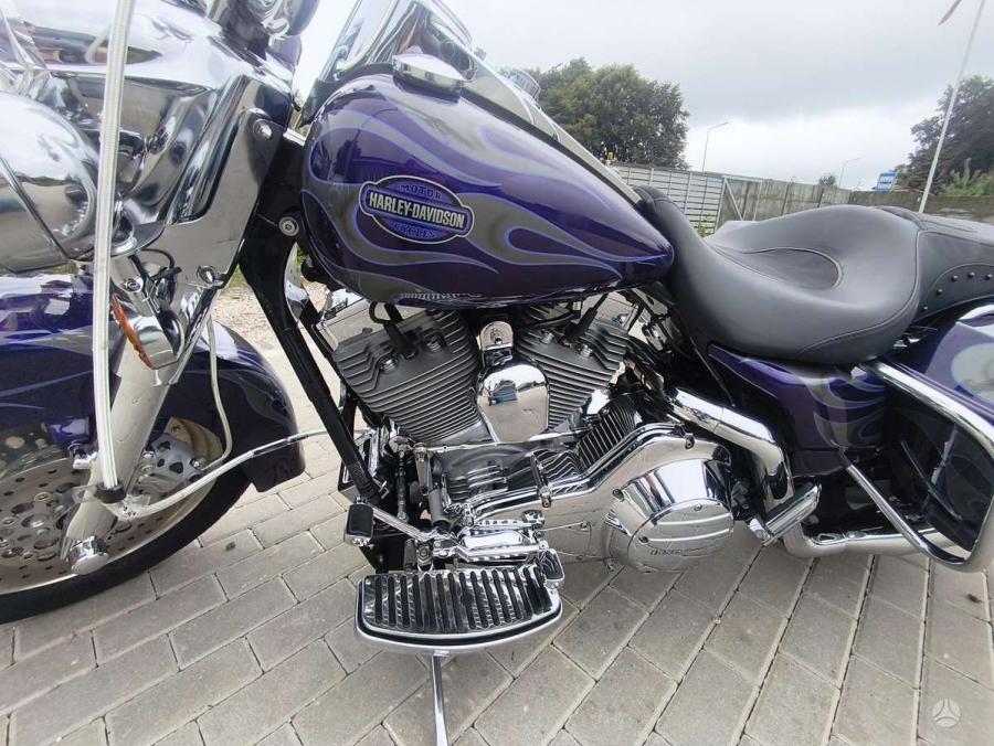 Harley-Davidson Road King 2002 in Varena, with an engine capacity of 1.55 L and mileage of 20 thousand km for 5200 €, photo 28 on AUTOMOTO.COM.LV