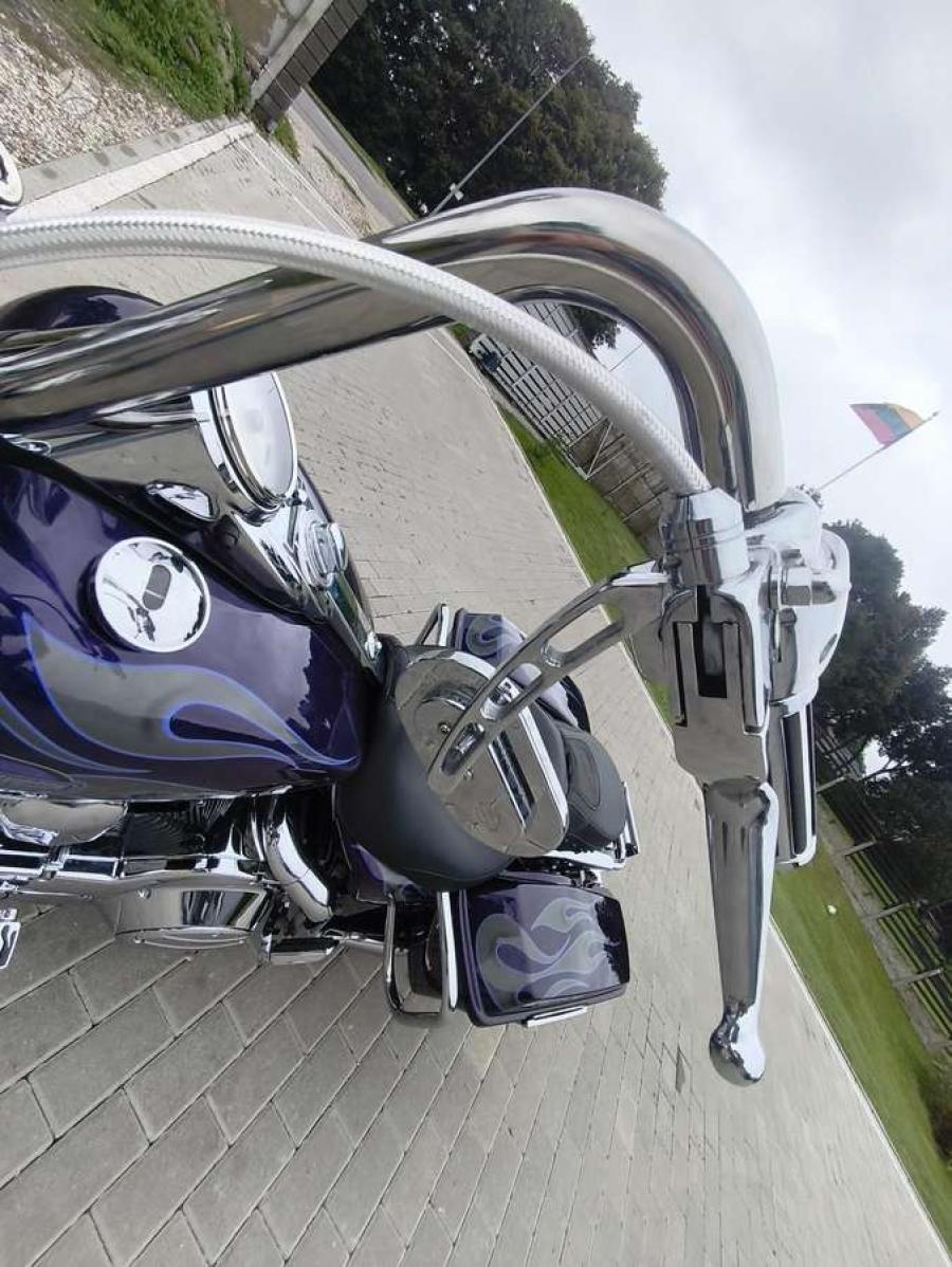Harley-Davidson Road King 2002 in Varena, with an engine capacity of 1.55 L and mileage of 20 thousand km for 5200 €, photo 53 on AUTOMOTO.COM.LV