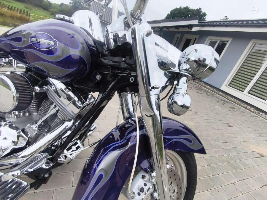 Harley-Davidson Road King 2002 in Varena, with an engine capacity of 1.55 L and mileage of 20 thousand km for 5200 €, photo 57 on AUTOMOTO.COM.LV