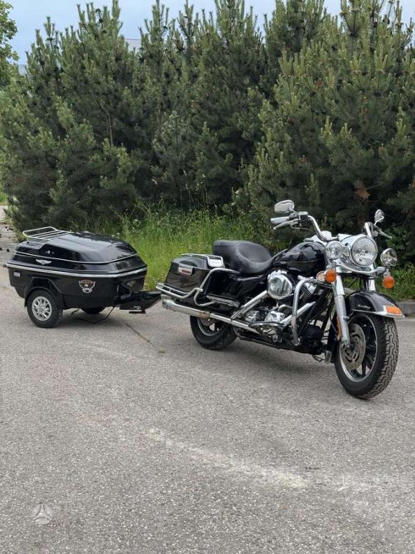 Harley-Davidson Road King 2006 Kauņa, ar dzinēja tilpumu 1.50 L un nobraukumu 35 tūkst. km par 4900 €, foto 1 vietnē AUTOMOTO.COM.LV