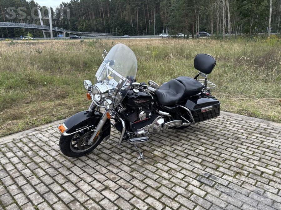 Harley-Davidson Road King 2006 Jūrmala, ar dzinēja tilpumu 1.45 L un nobraukumu 0 tūkst. km par 6300 €, foto 5 vietnē AUTOMOTO.COM.LV