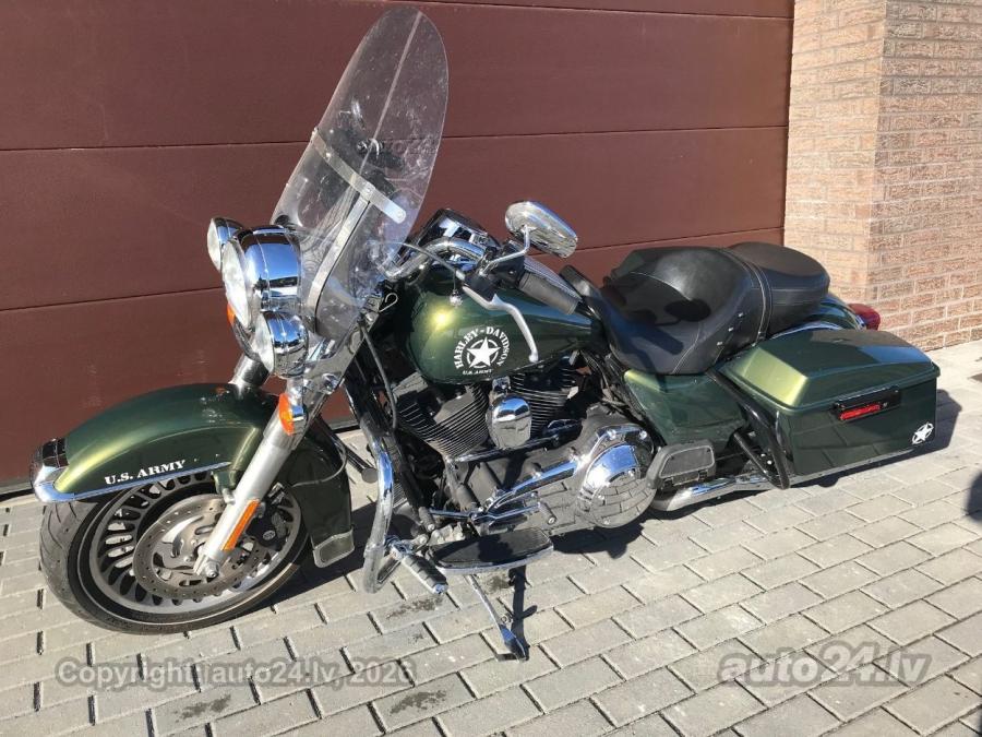 Harley-Davidson Road King 2010 in Tallinn, with an engine capacity of 1.58 L and mileage of 28 thousand km for 10500 €, photo 3 on AUTOMOTO.COM.LV