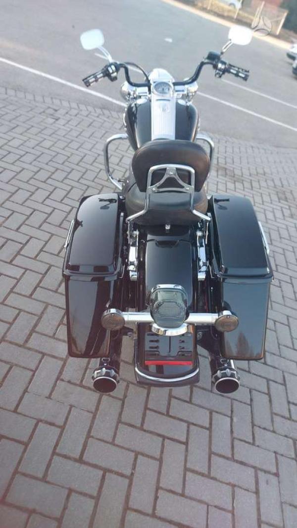 Harley-Davidson Road King 2013 in Radviliskis, with an engine capacity of 1.70 L and mileage of 20 thousand km for 8300 €, photo 5 on AUTOMOTO.COM.LV