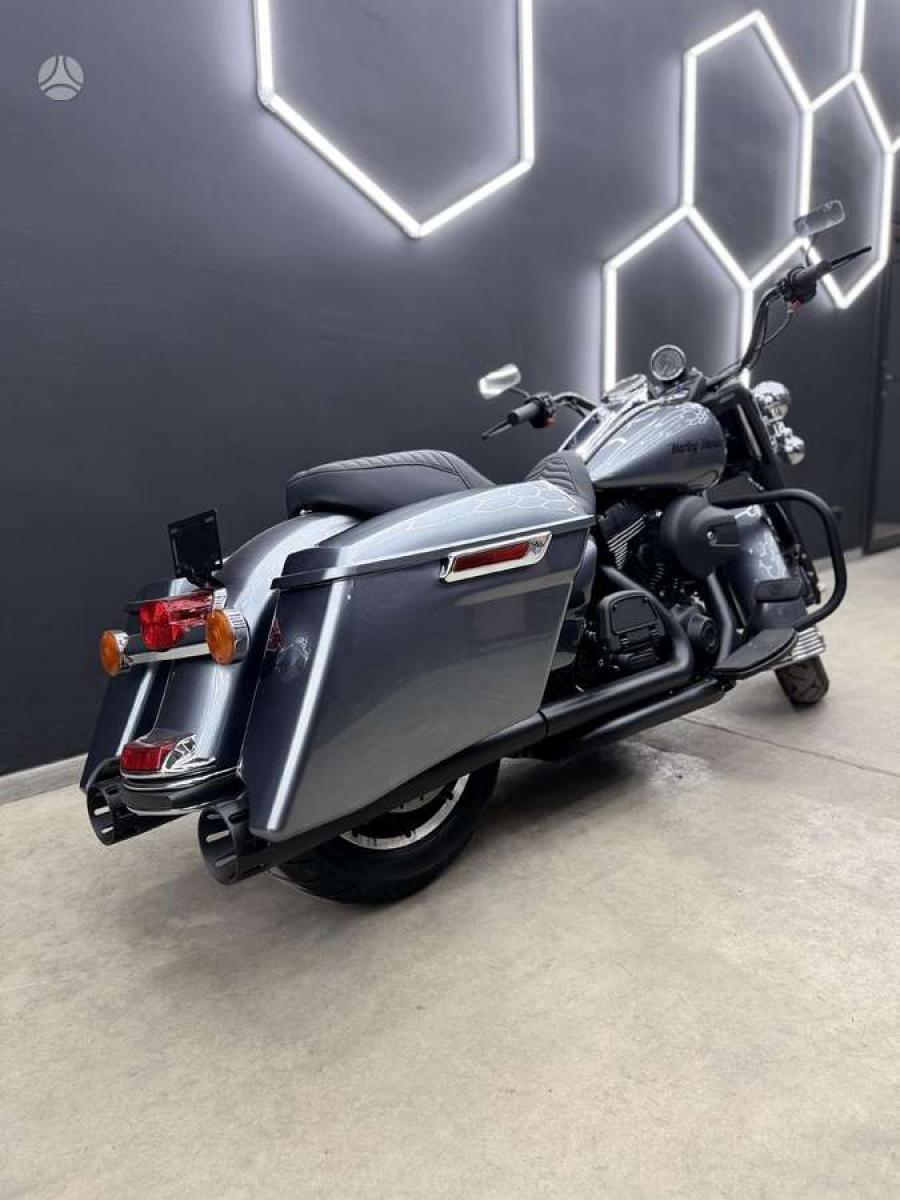 Harley-Davidson Road King 2014 Šauļi, ar dzinēja tilpumu 1.69 L un nobraukumu 19 tūkst. km par 9200 €, foto 2 vietnē AUTOMOTO.COM.LV