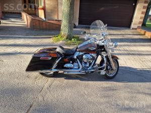 Харли-Девидсон Road King 2016 в Рига, объемом двигателя 1.69 л и пробегом 0 тыс. км за 12500 €, фото  на AUTOMOTO.COM.LV