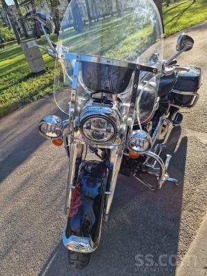 Харли-Девидсон Road King 2016 в Рига, объемом двигателя 1.69 л и пробегом 0 тыс. км за 12500 €, фото 5 на AUTOMOTO.COM.LV
