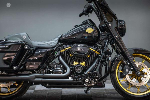 Harley-Davidson Road King 2021 in Kaunas, with an engine capacity of 1.90 L and mileage of 11 thousand km for 16500 €, photo 5 on AUTOMOTO.COM.LV