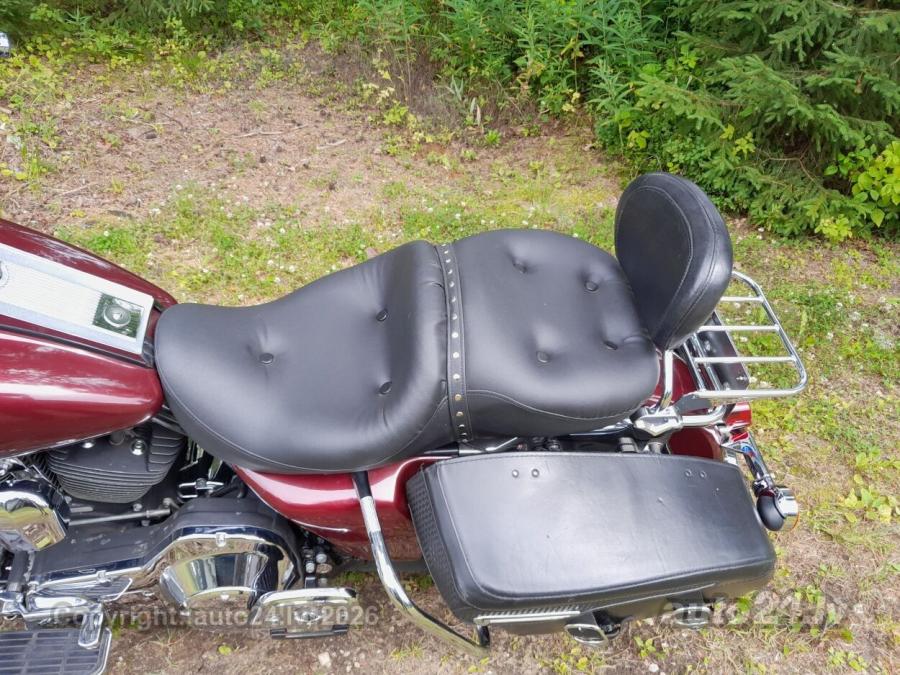 Sarkans Harley-Davidson Road King 2002 Tallina, ar dzinēja tilpumu 1.45 L un nobraukumu 55 tūkst. km par 7500 €, foto 7 vietnē AUTOMOTO.COM.LV
