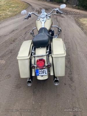 Желтый Харли-Девидсон Road King 2003 в Тарту, объемом двигателя 1.69 л и пробегом 46 тыс. км за 8700 €, фото 4 на AUTOMOTO.COM.LV