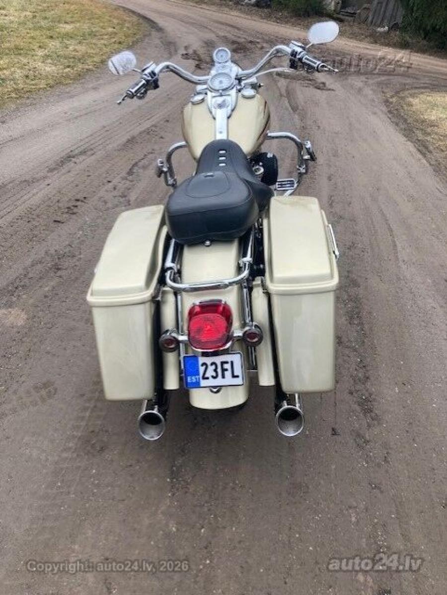 Желтый Харли-Девидсон Road King 2003 в Тарту, объемом двигателя 1.69 л и пробегом 46 тыс. км за 8700 €, фото 4 на AUTOMOTO.COM.LV