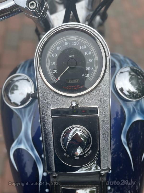 Melns Harley-Davidson Softail 1998 Valga, ar dzinēja tilpumu 1.34 L un nobraukumu 19 tūkst. km par 8499 €, foto 8 vietnē AUTOMOTO.COM.LV