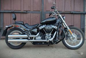 Melns Harley-Davidson Softail 2020 Kauņa, ar dzinēja tilpumu 1.75 L un nobraukumu 22 tūkst. km par 10500 €, foto 1 vietnē AUTOMOTO.COM.LV