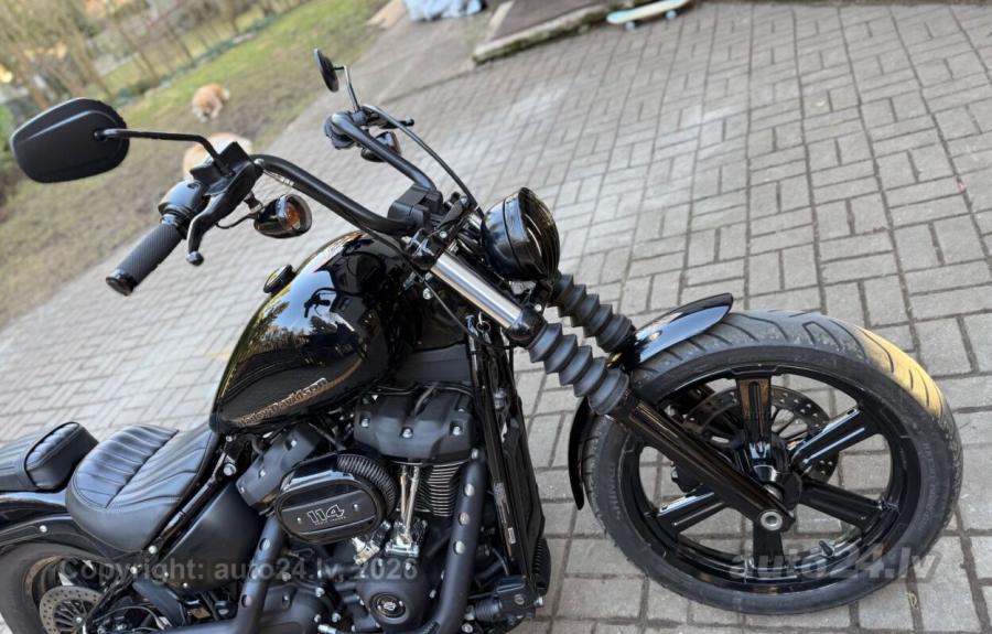 Black Harley-Davidson Softail 2022 in Tallinn, with an engine capacity of 1.87 L and mileage of 39 thousand km for 12400 €, photo 4 on AUTOMOTO.COM.LV